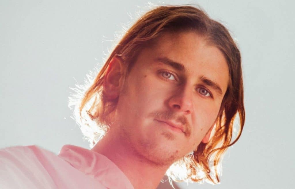 6 sorties à écouter ce week-end : Voyou, Kartell, Hoorsees, Emma Hoet ...