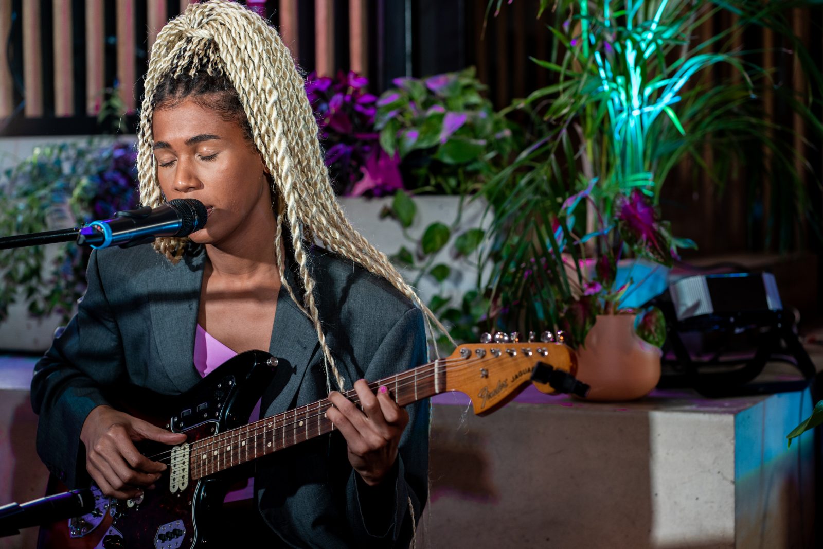 YNDI ensoleille notre dimanche matin avec sa saudade franco-brésilienne ...