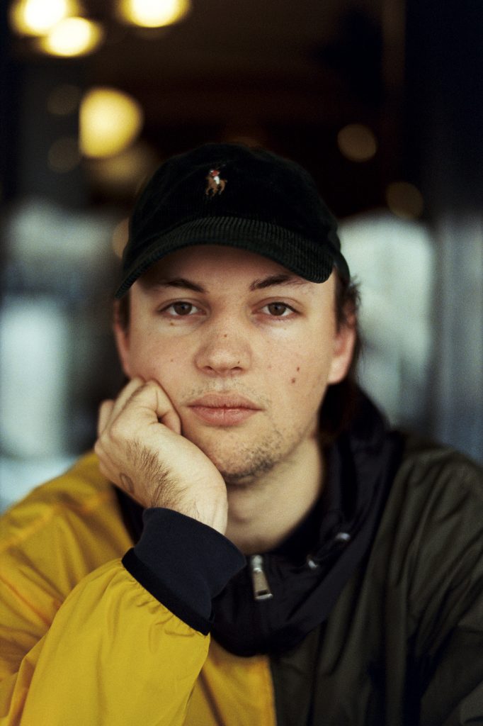 Café Croissant avec James The Prophet | Arty Magazine