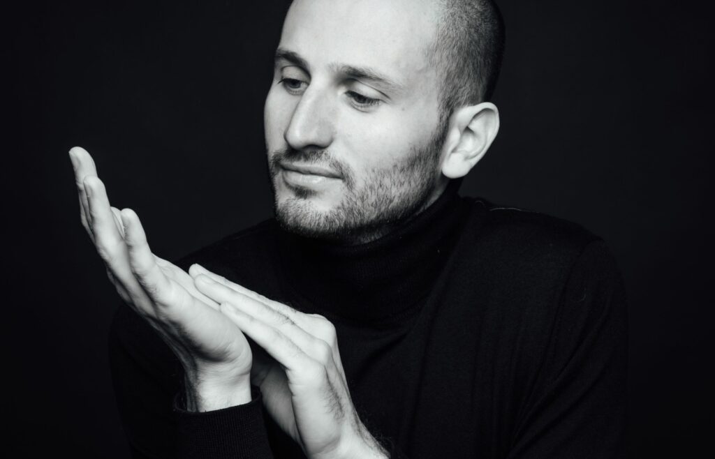 Qui est Jérémy Hababou, le pianiste qui envoûte avec des mélodies ...